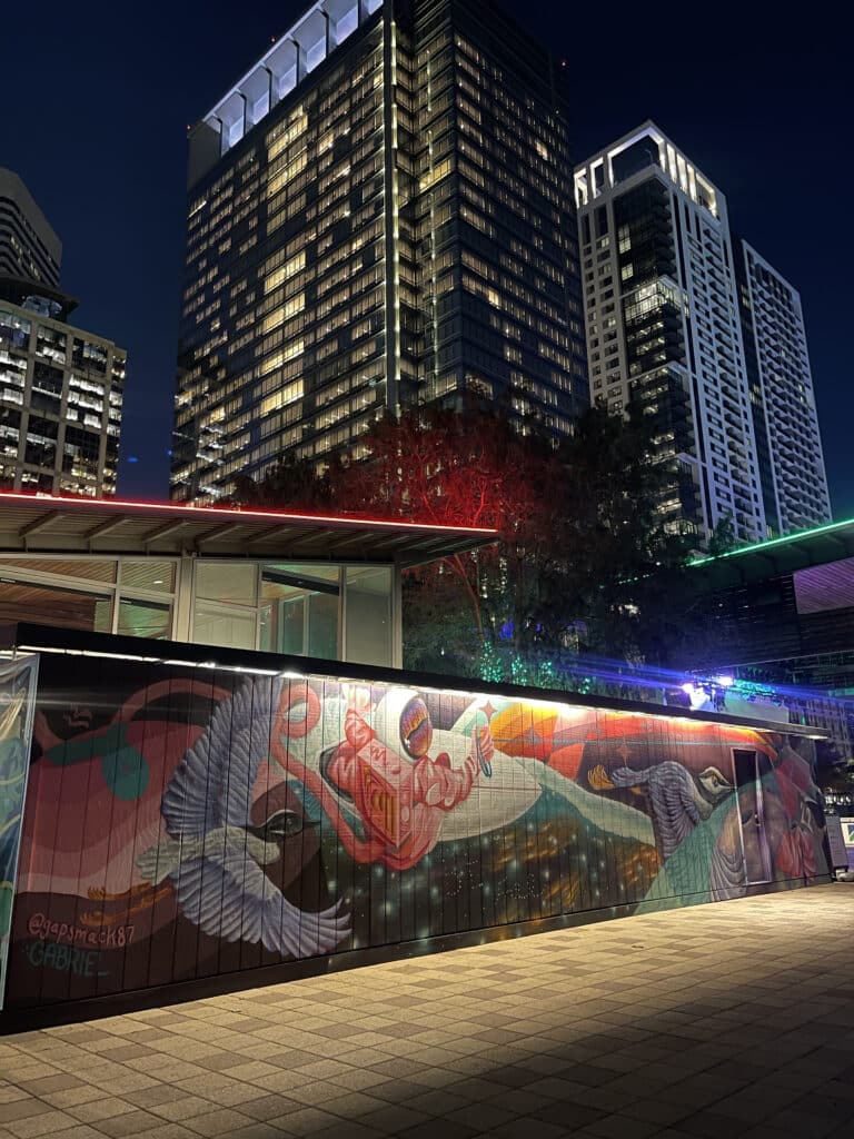 Gabriel Prusmack's surfing spaceman mural brings color and joy to ...